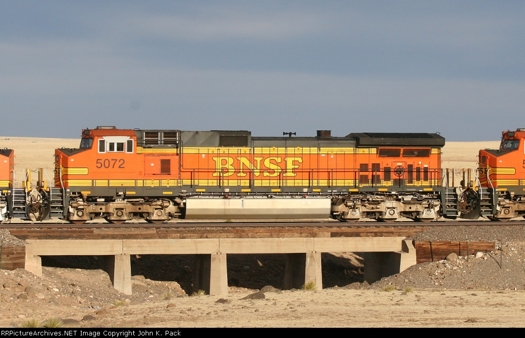 BNSF 5072